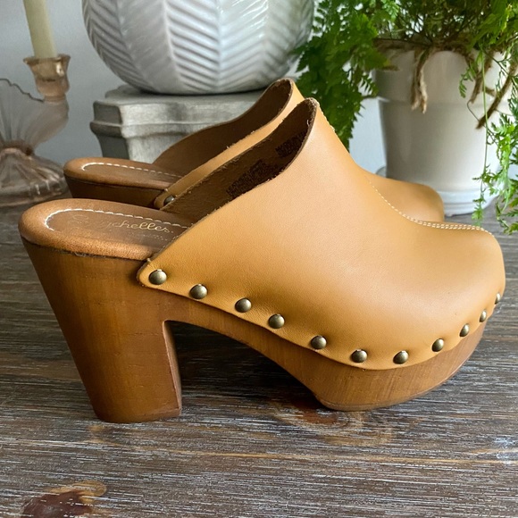 Seychelles | Shoes | Seychelles Go All Out Leather Studded Platform ...
